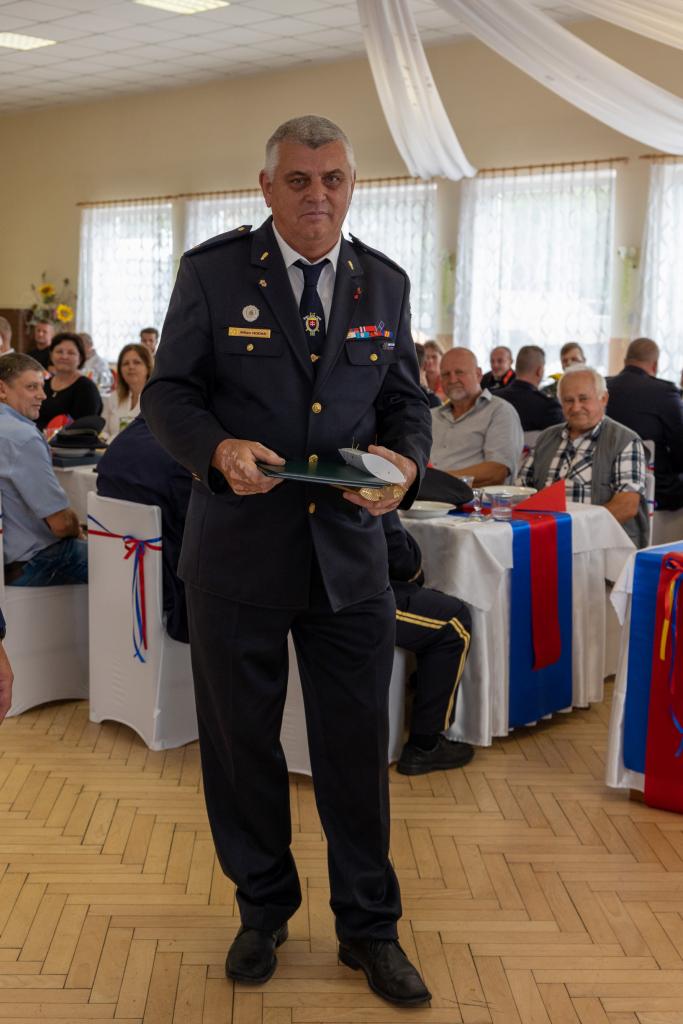 100. výročie založenia Dobrovoľného hasičského zboru Obce Divina ...