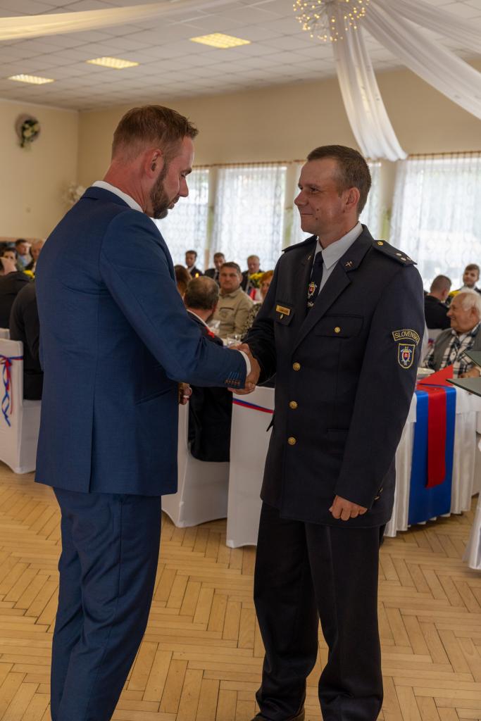 100. výročie založenia Dobrovoľného hasičského zboru Obce Divina ...